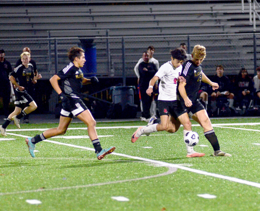 River View stuns Big Red late in distict final | News, Sports, Jobs ...